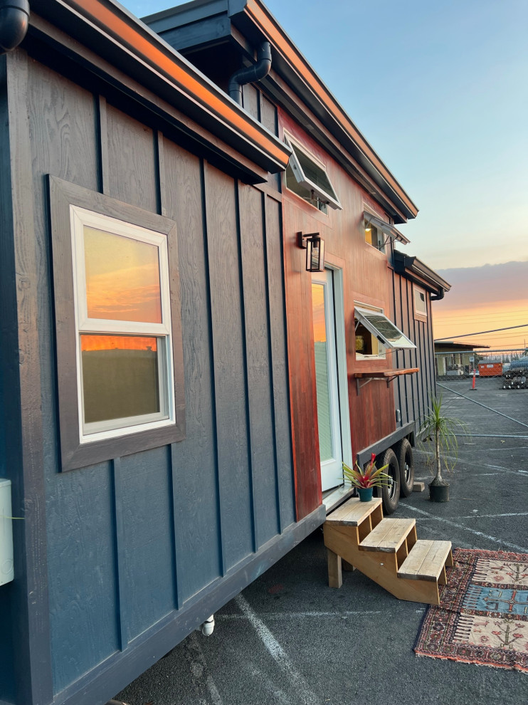 The 3rd Paradise Model ATU Tiny Home- Built By: Paradise Tiny Homes ...