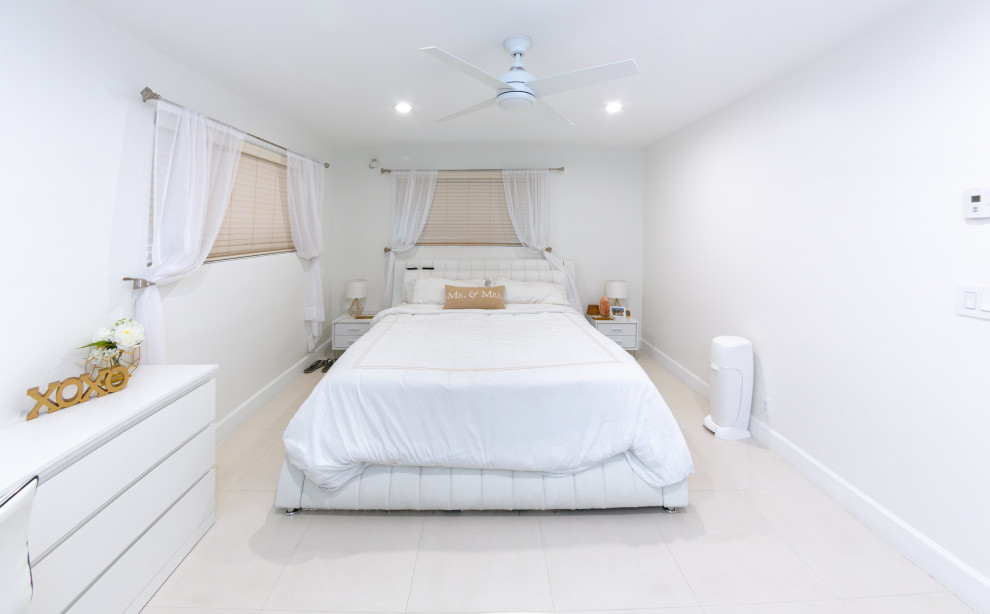 Modern Miami Family Home - Modern - Bedroom - Miami - by Cutting Edge ...