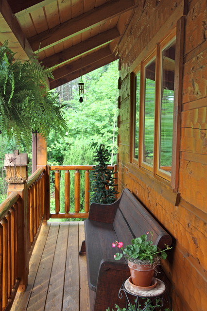 Easter - Rustic - Balcony - Charlotte - by Log Homes of America