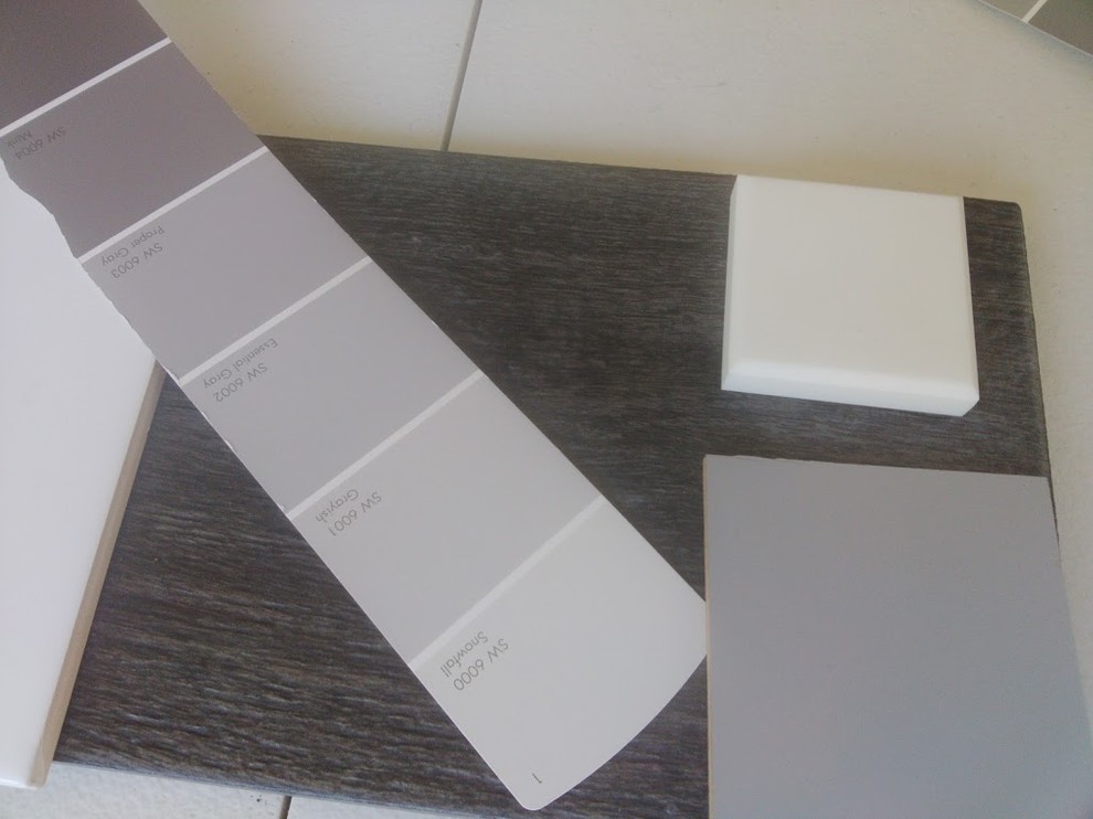 Need gray SW paint color to go with Waypoint "stone" cabinets. | Houzz ...