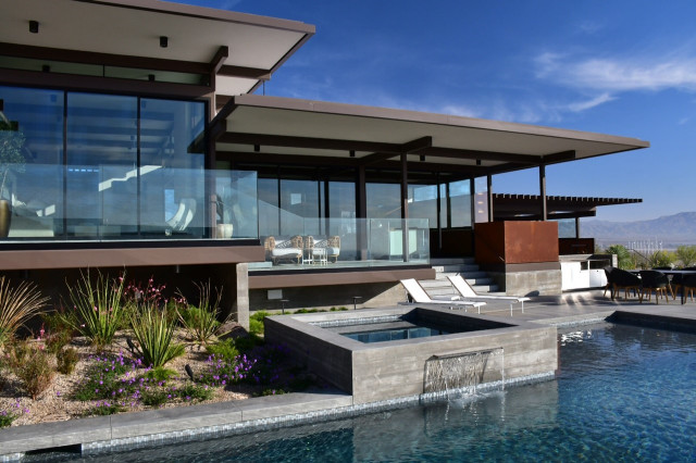 Architect Ray Kappe’s Work Debuts in the California Desert