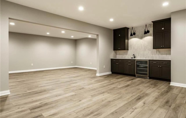Interior Custom Repaint - Minimalistisch - Keller - Cedar Rapids - von ...