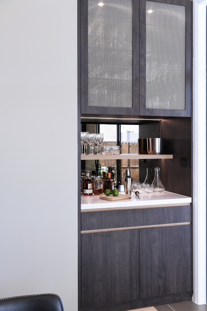 Home Bar with Mirror Splashback - Contemporary - Home Bar - Sydney - by ...