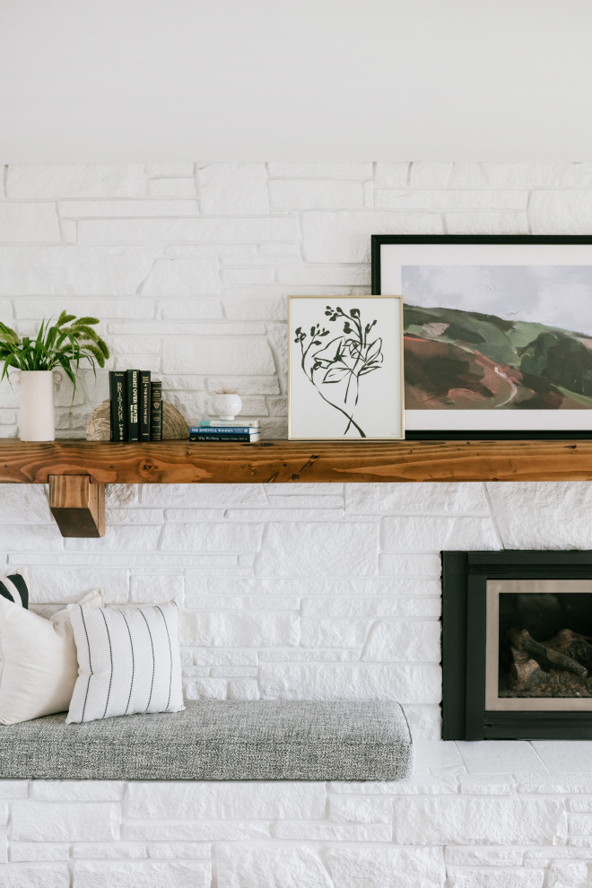 Frederick Refresh - Beach Style - Living Room - Seattle - by Jessica ...