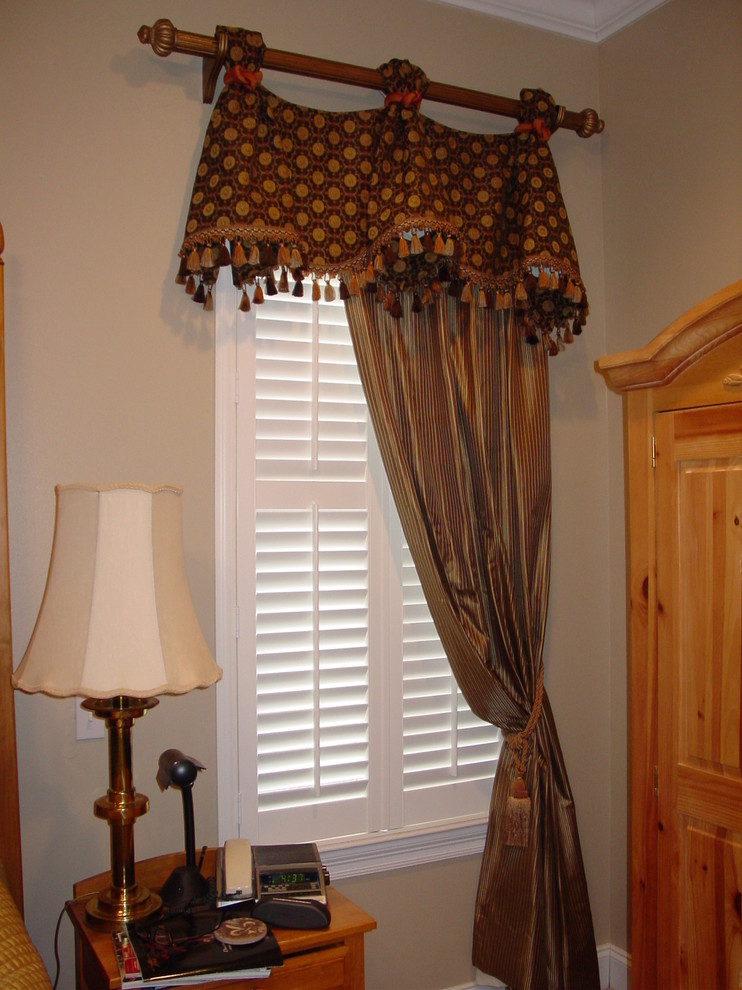 Celebration Valance on Rod with Stationary Drapery Panel - Traditional ...