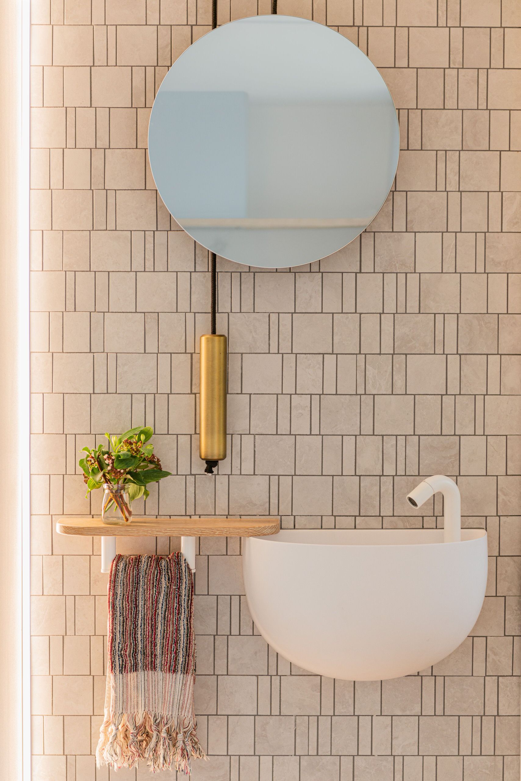 Key Measurements for Your Perfect Powder Room Design | Houzz AU