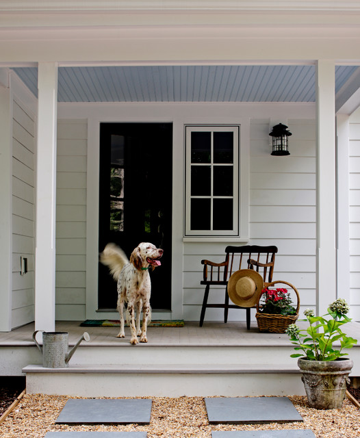 How to Create a Friendly Front Porch