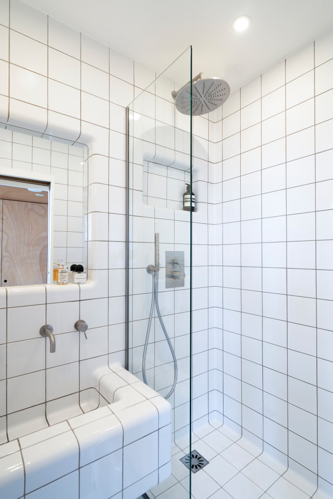 VAUGIRARD - Modern - Bathroom - Paris - by Studio Marie Bonnard | Houzz