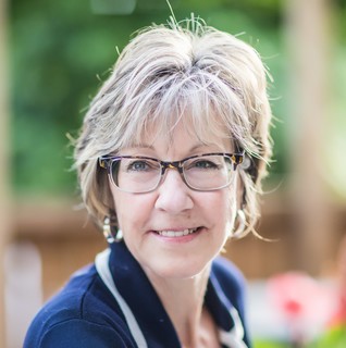 VERNA HUTCHINSON - Project Photos & Reviews - Pitt Meadows, AE CA | Houzz