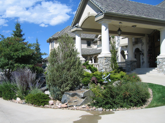 Traditional European Homes And Gardens