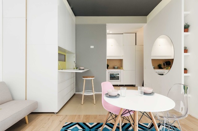 Milan Houzz Tour: A Sliding Unit Creates a Multi-Functional Space