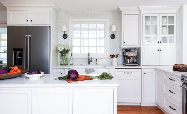Kitchen of the Week: White, Wood and Wide Open