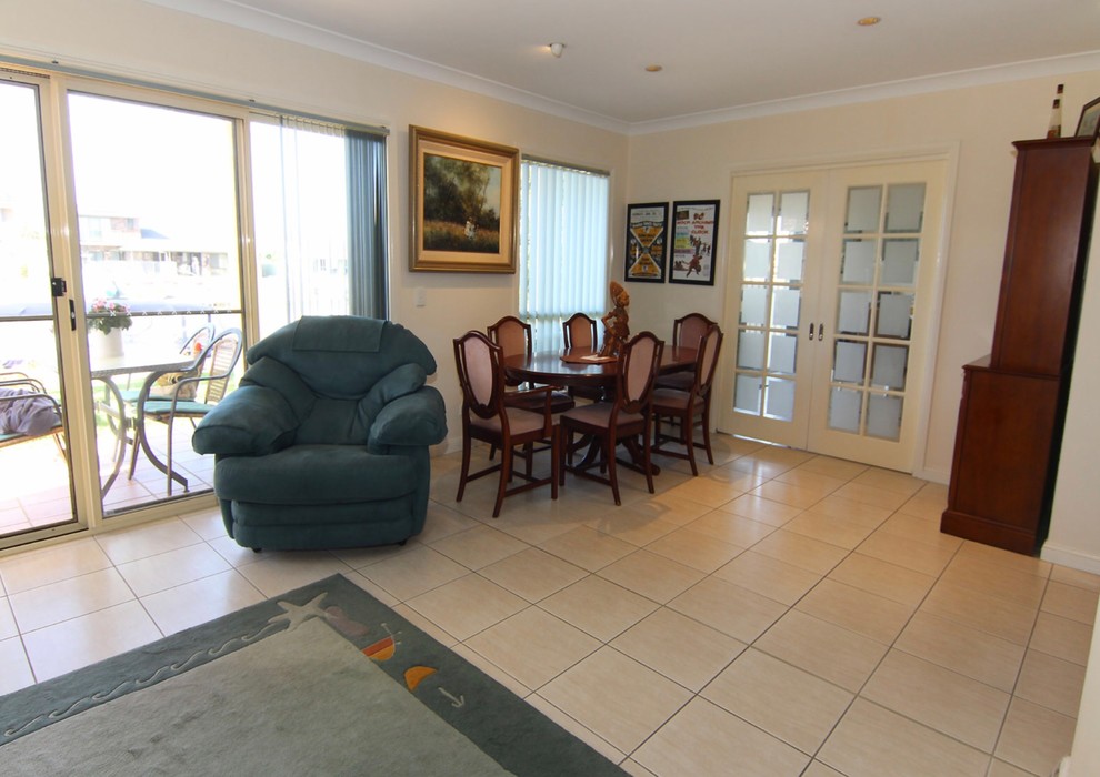 Help, I’m surrounded by primrose window frames and doors frames! | Houzz AU