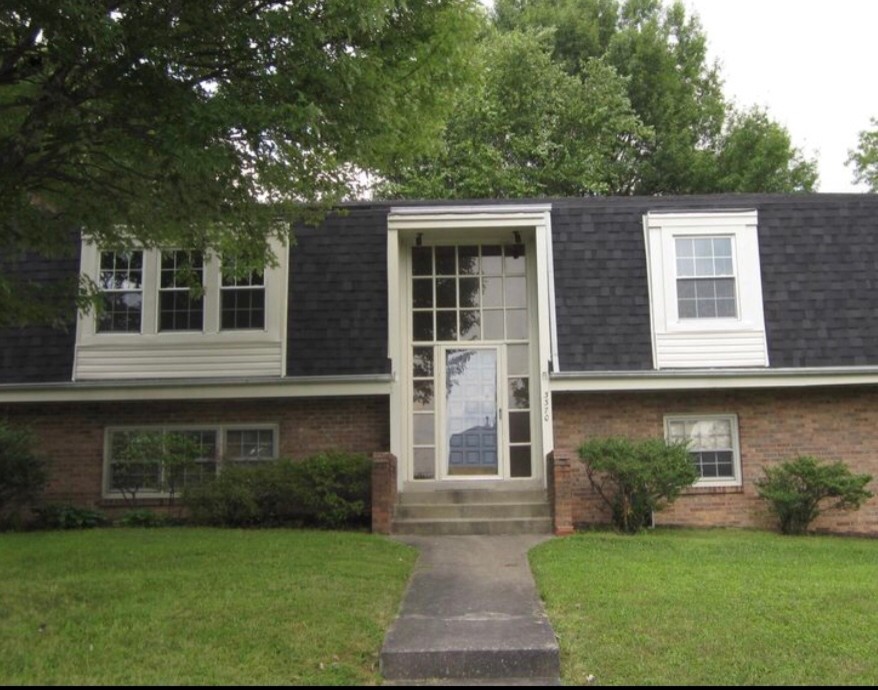 Help with split level house with mansard roof
