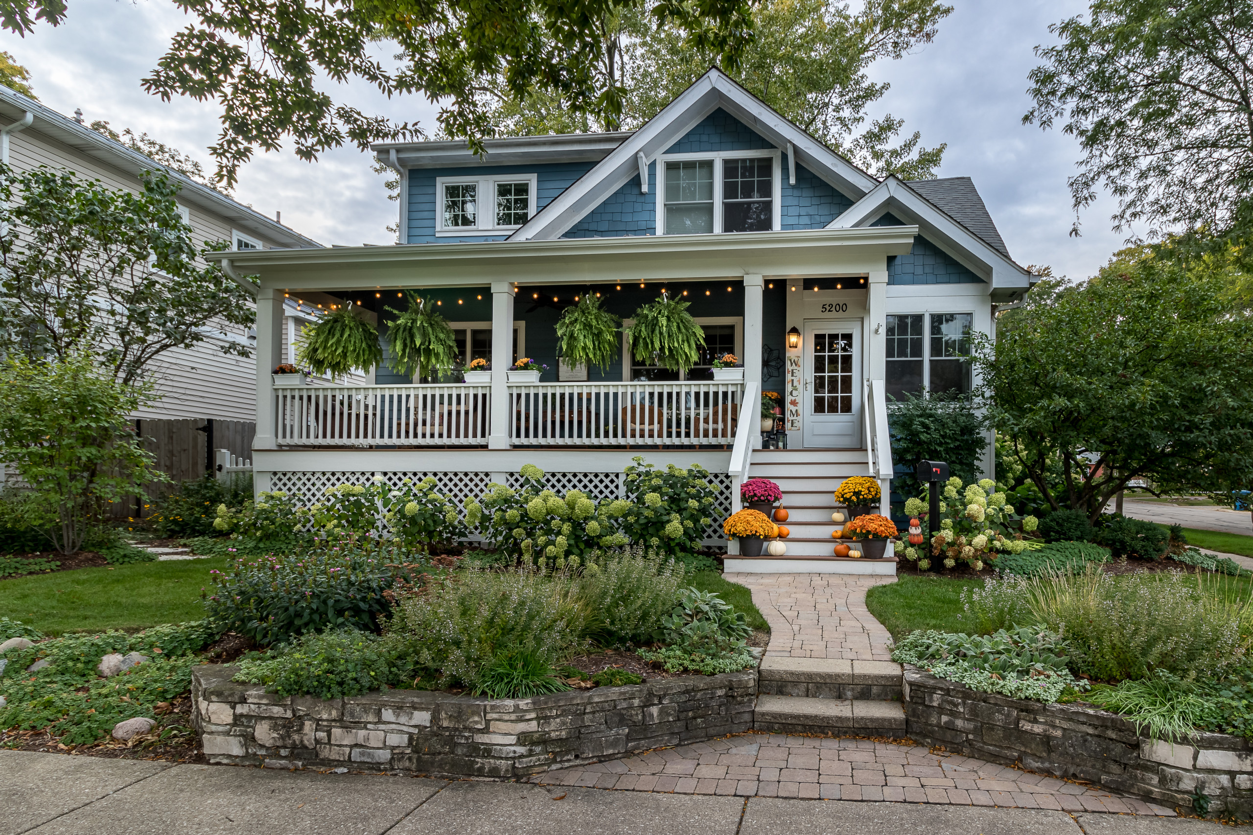Cape Cod Cottage Front Porch Oasis