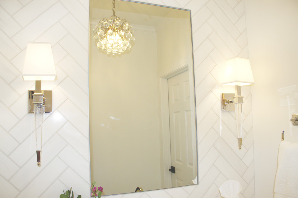 Powder Room - Traditional - Bathroom - Atlanta - by Jemm Interiors | Houzz