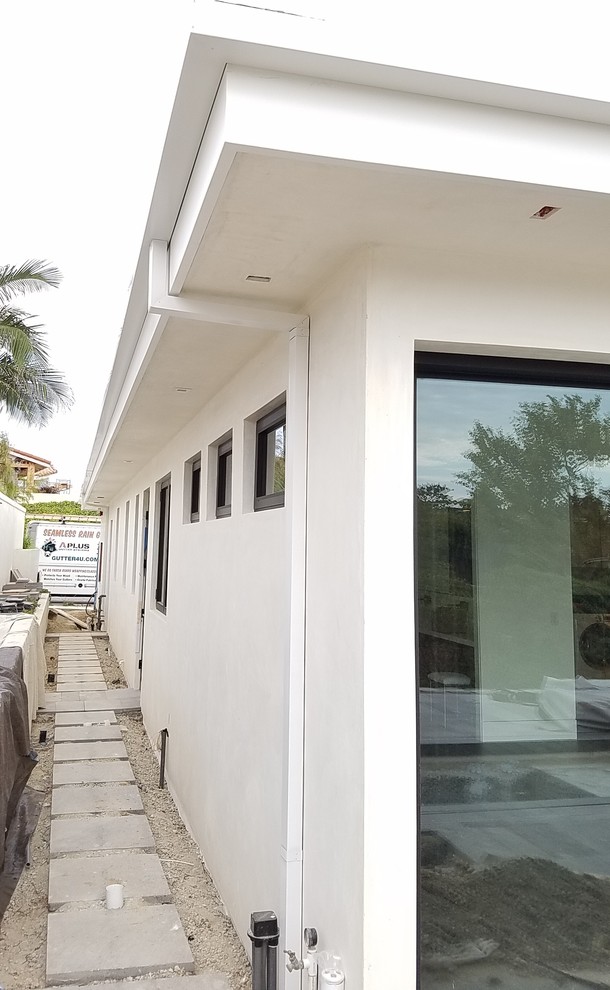 Corona Del Mar Modern Home, Square Gutters and Downspouts in .032 ...
