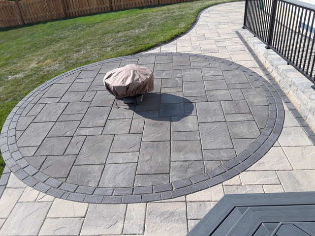 Combination Concrete And Paver Patio - Patio Ideas