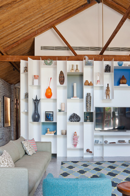 10 Homes Where Art Takes Center Stage