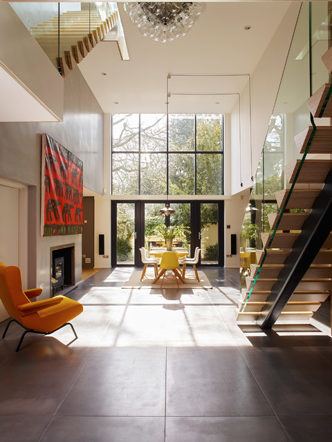 Hold Your Head High in a Double-Height Room | Houzz AU