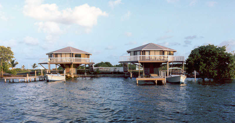 Pedestal Homes - Beach Style - Other - by TOPSIDER HOMES | Houzz