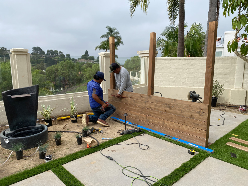 Building a Horizontal Fence in Rancho Santa Fe - Modern - Landscape ...