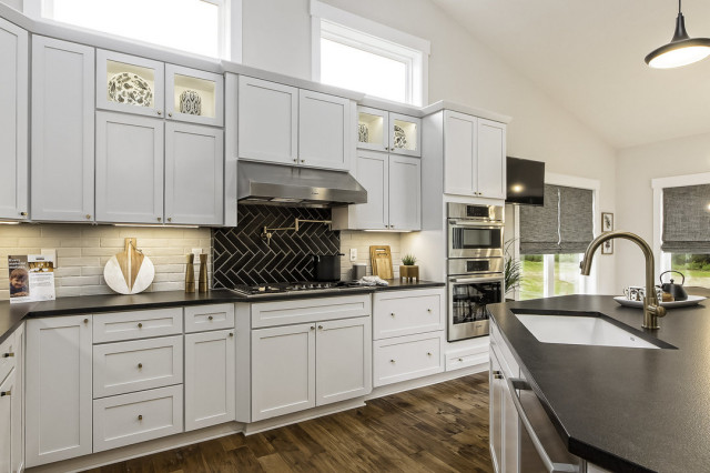 HanStone | ARAMIS | Bold and welcoming - Kitchen - Los Angeles - by ...