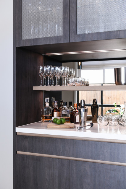 Home Bar with Mirror Splashback - Contemporary - Home Bar - Sydney - by ...