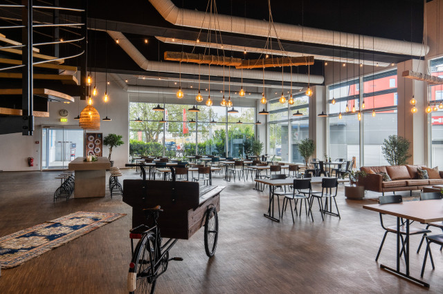 Neuer Look für eine Kantine - Industrial - Comedor - Frankfurt - de ...