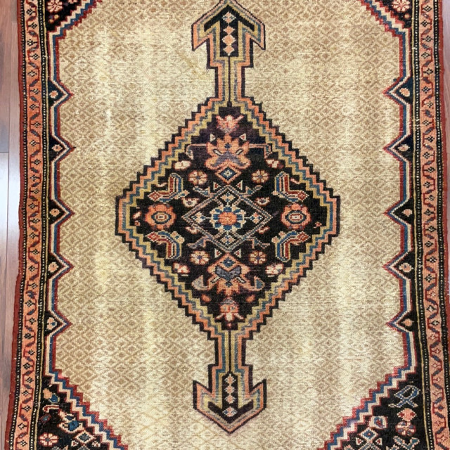 Kaoud Rugs 2.7 x 4.8 rectangle beige hamadan area rug - Mediterranean ...