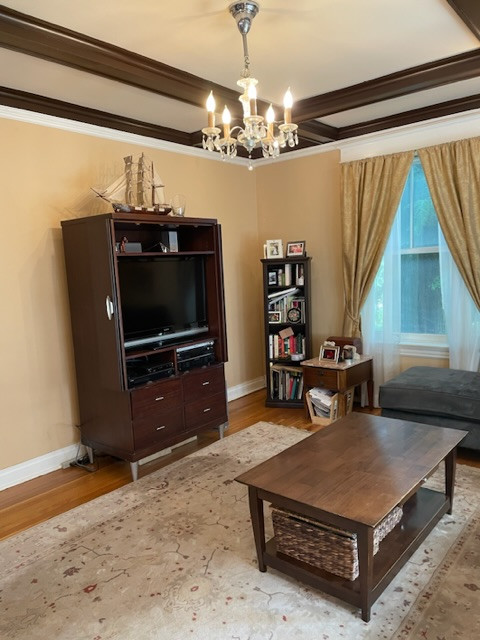 Thoughts on alternate living room furniture?