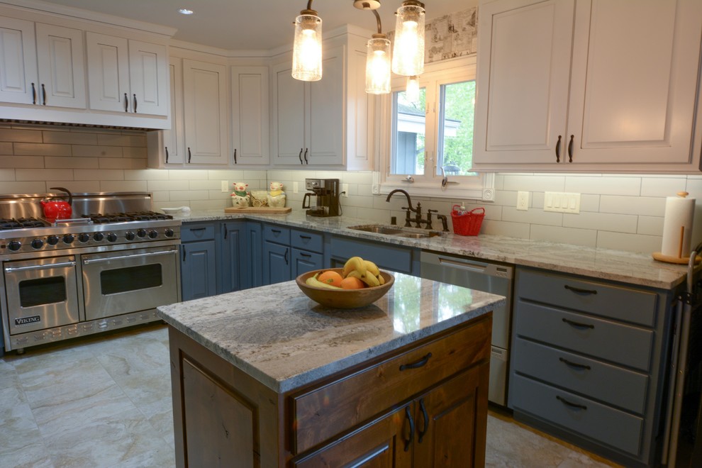 Mont Blue granite kitchen - Contemporaneo - Cucina - Milwaukee - di ...