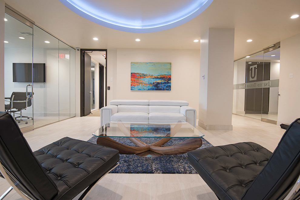 A Modern Workplace - Modern - Dallas - by Cantoni Dallas | Houzz UK