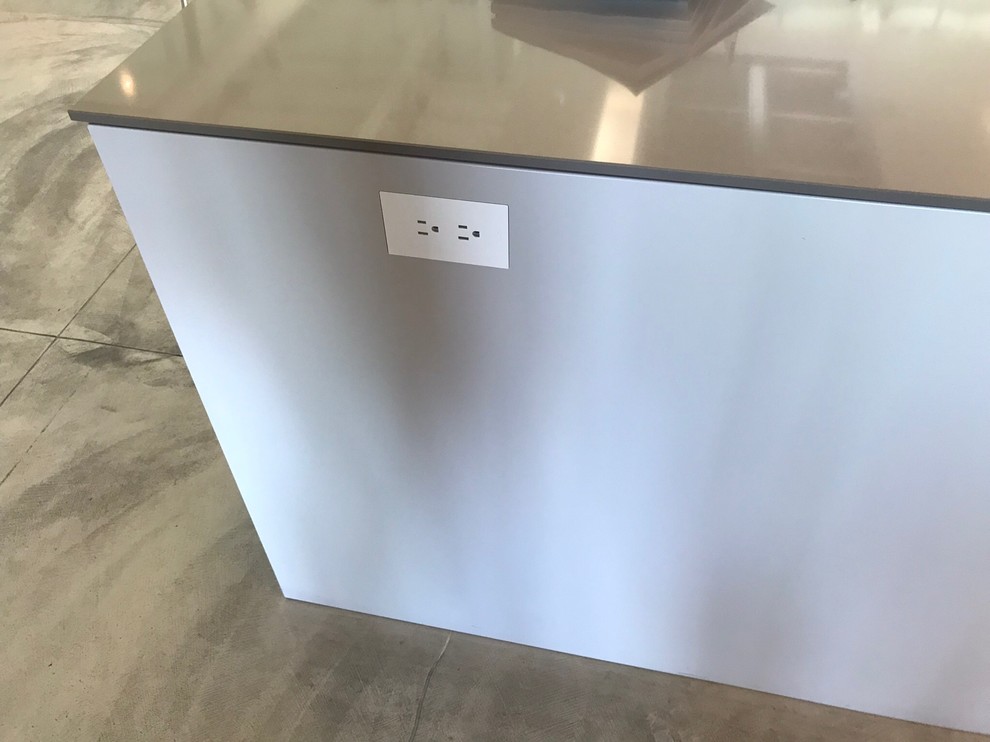 flush mounted kitchen waterfall outlet question