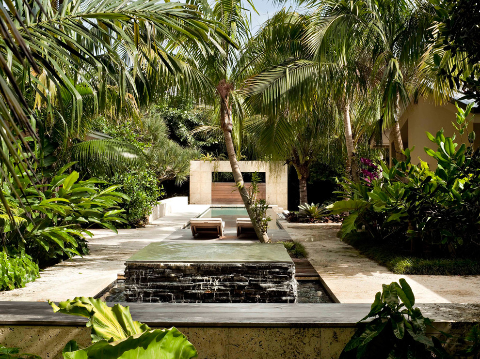 South Miami Garden - Tropical - Landscape - Miami - by Raymond Jungles ...