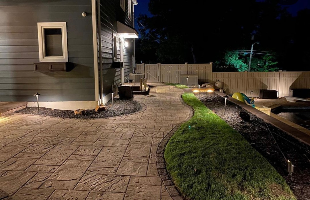 Sahara Chestnut Lite Patio - New York - by Cambridge Pavingstones with ...