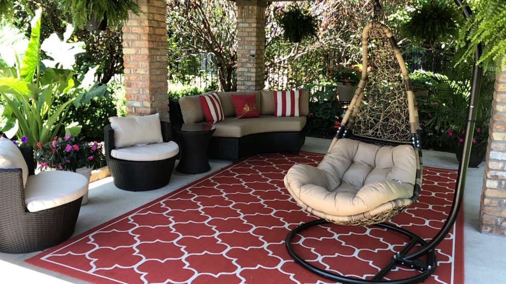 9 Shade Structures and Seating Combos to Inspire Your Patio Setup
