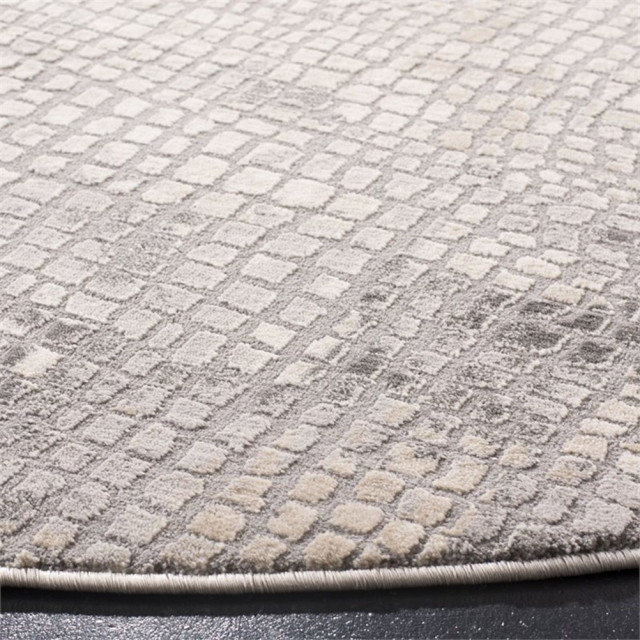 Safavieh Meadow 6'7" Round Rug in Taupe and Gray, 6'7" Round ...