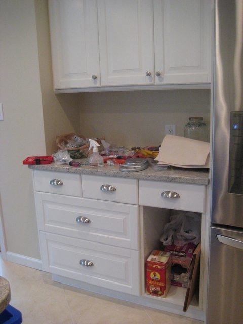 Help me decide on drawer pulls - pictures inside!