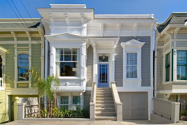 Houzz Tour: A Light and Bright Victorian