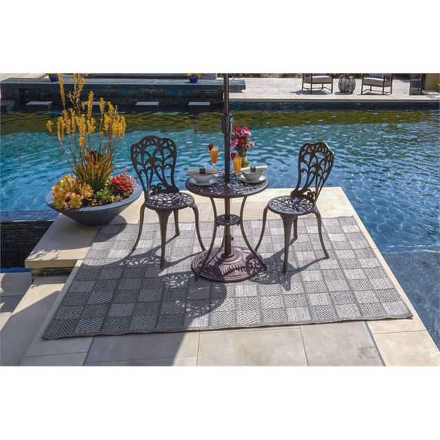 Simply Shade Modern Polypropylene Outdoor Rug in Tile Fog Finish ...