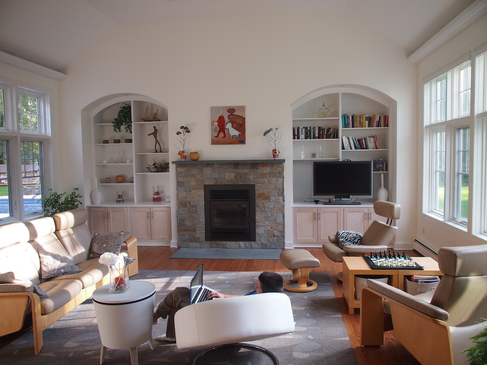 Houzz TV: Flickering Virtual Fireplaces to Warm Your Heart