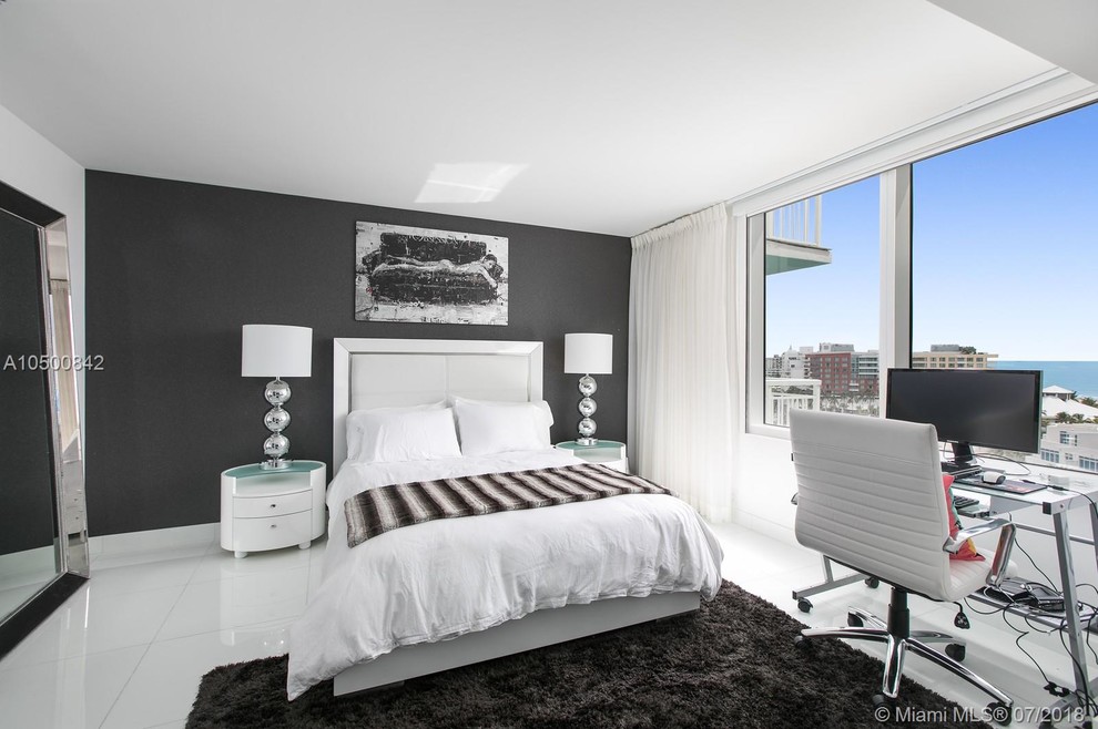 LUXURY FEATURES - Miami | Houzz