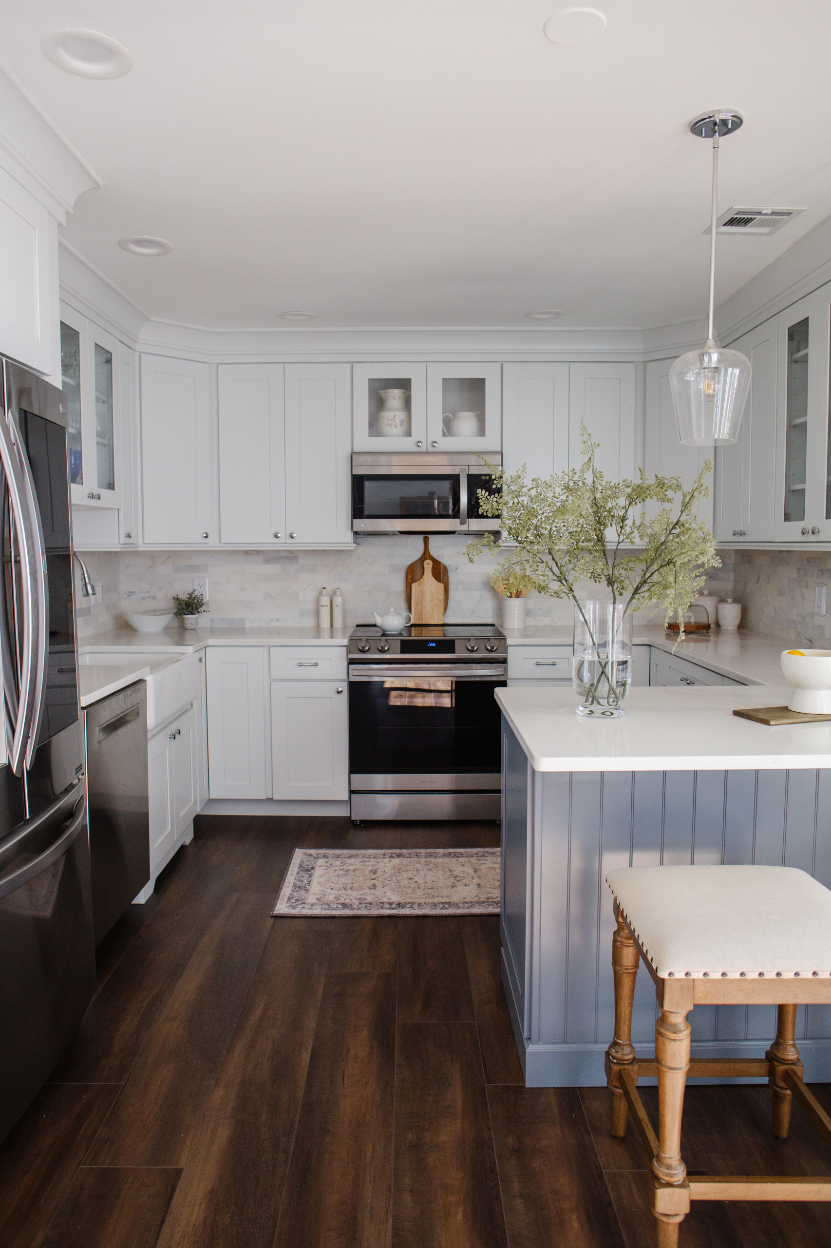 Best Kitchen Layout Square What Is The Best Layout For Your Kitchens