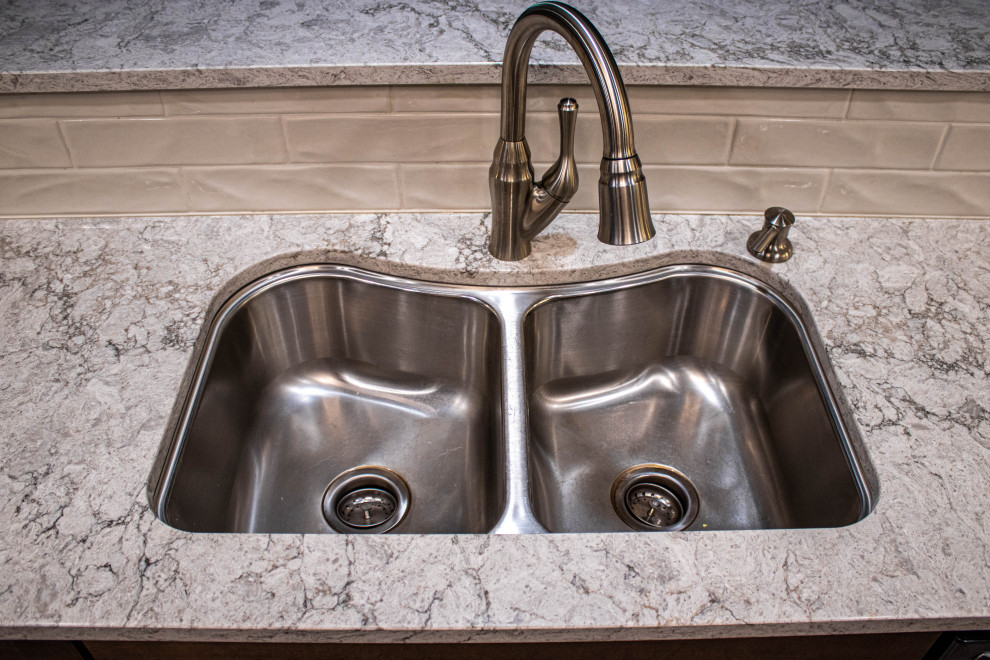 French Roast Kitchen Cabinetry with Eternia Quartz Countertop ...