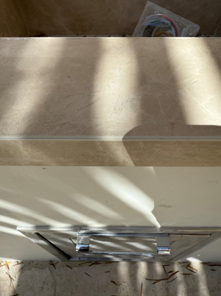 Laminam (porcelain) countertop install edges