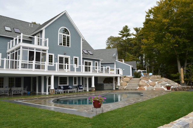 Colonial Back Deck Design