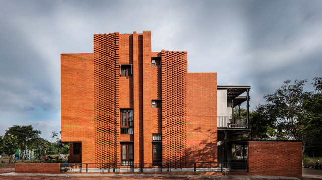 Bangalore Houzz: This Home Celebrates Light, Brick & Floating Balconies