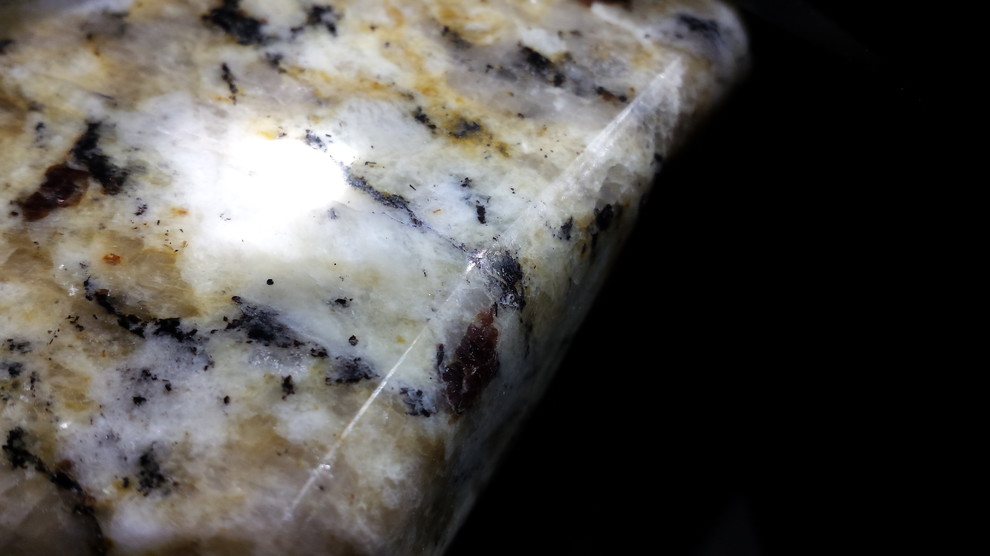 Granite countertop--crack or a fissure?