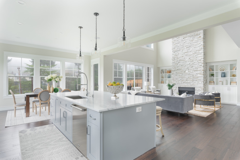 Modern Luxury in Bellevue - Modern - Seattle - by KCD Staging Inc. | Houzz